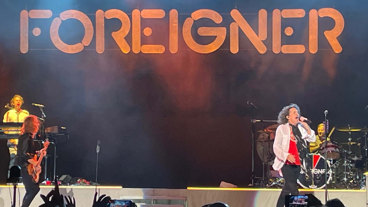 FOREIGNER – LIVE AT THE “AMP” IN BRIDGEPORT
